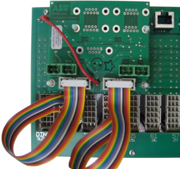 560BCU03 R0002 | ABB